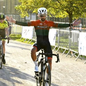 1ère victoire de Ludovic Bideau sous les couleurs de l'USSAPB au Cyclo ...